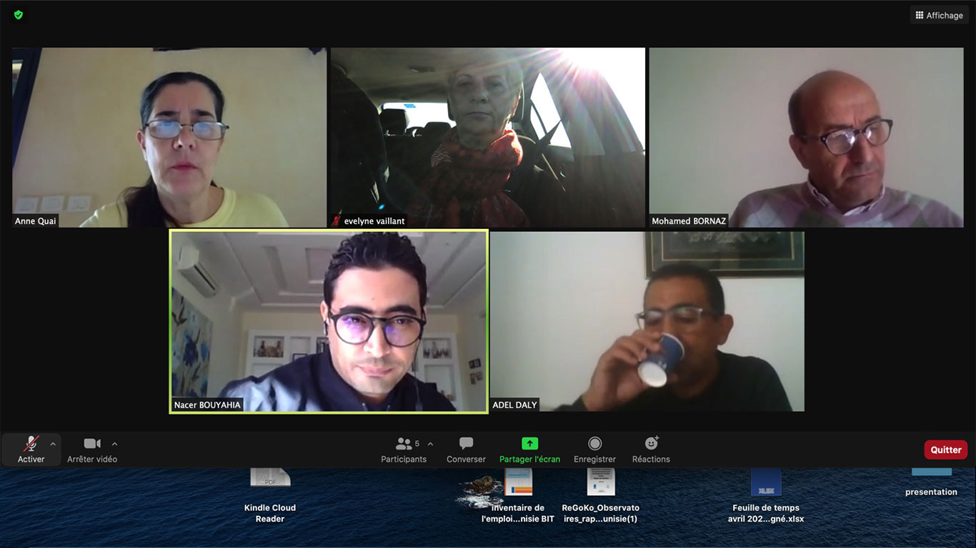 Visioconférence réunissant les organisateurs et experts des programmes ...