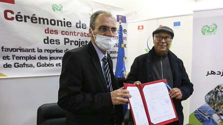 Signature des contrats de subvention accordée par l’UE dans le cadre du ...